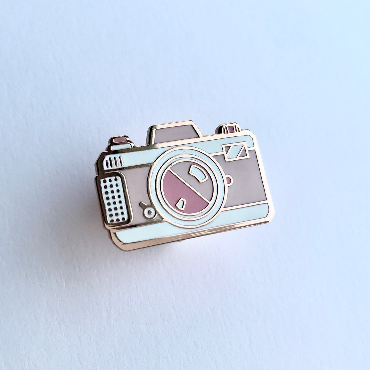RETRO CAMERA Hard Enamel Pin | Original Design by Kimmy W – Kimmypins